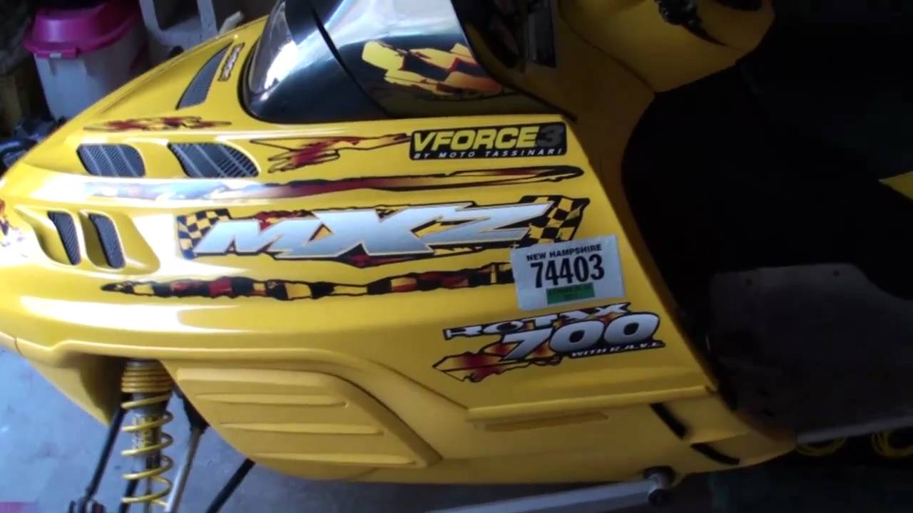 2001 SkiDoo MXZ 700 - YouTube