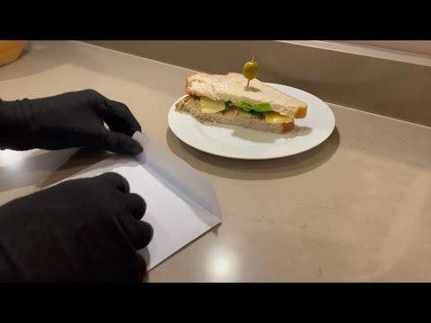 Sending the Sandvich to Heavy, sniper, medic and administrator because ...