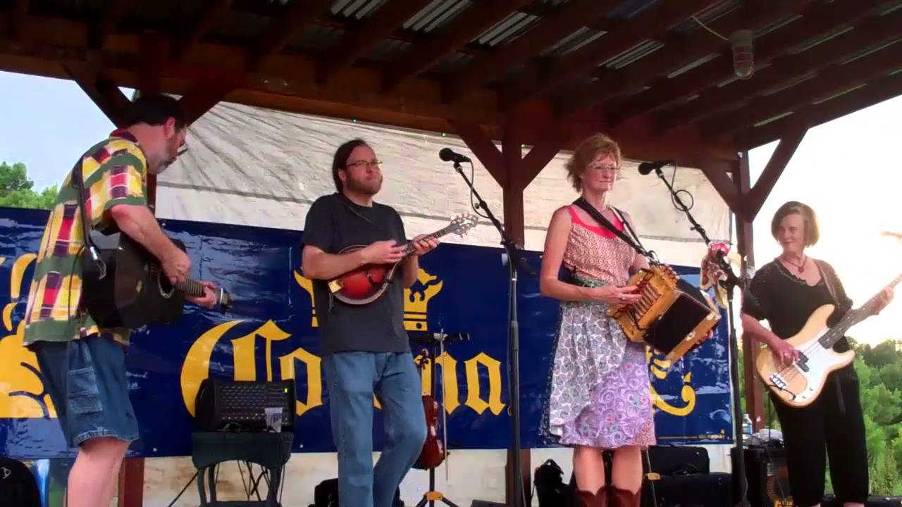 Carolina Gator Gumbo - YouTube