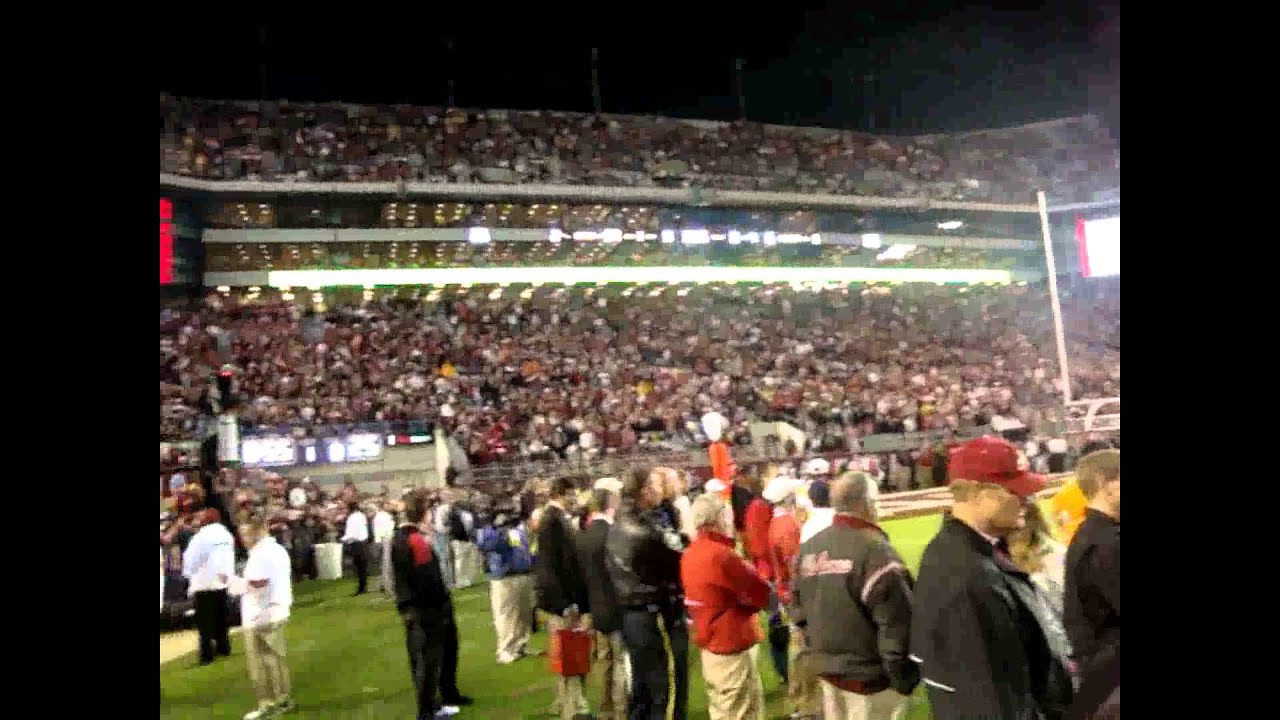 Alabama fans chant 'LSU, LSU, LSU' - YouTube