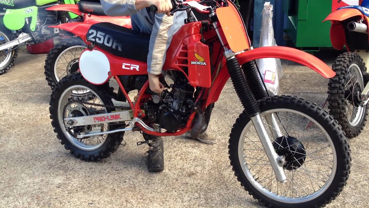 1982 CR250 930 - YouTube
