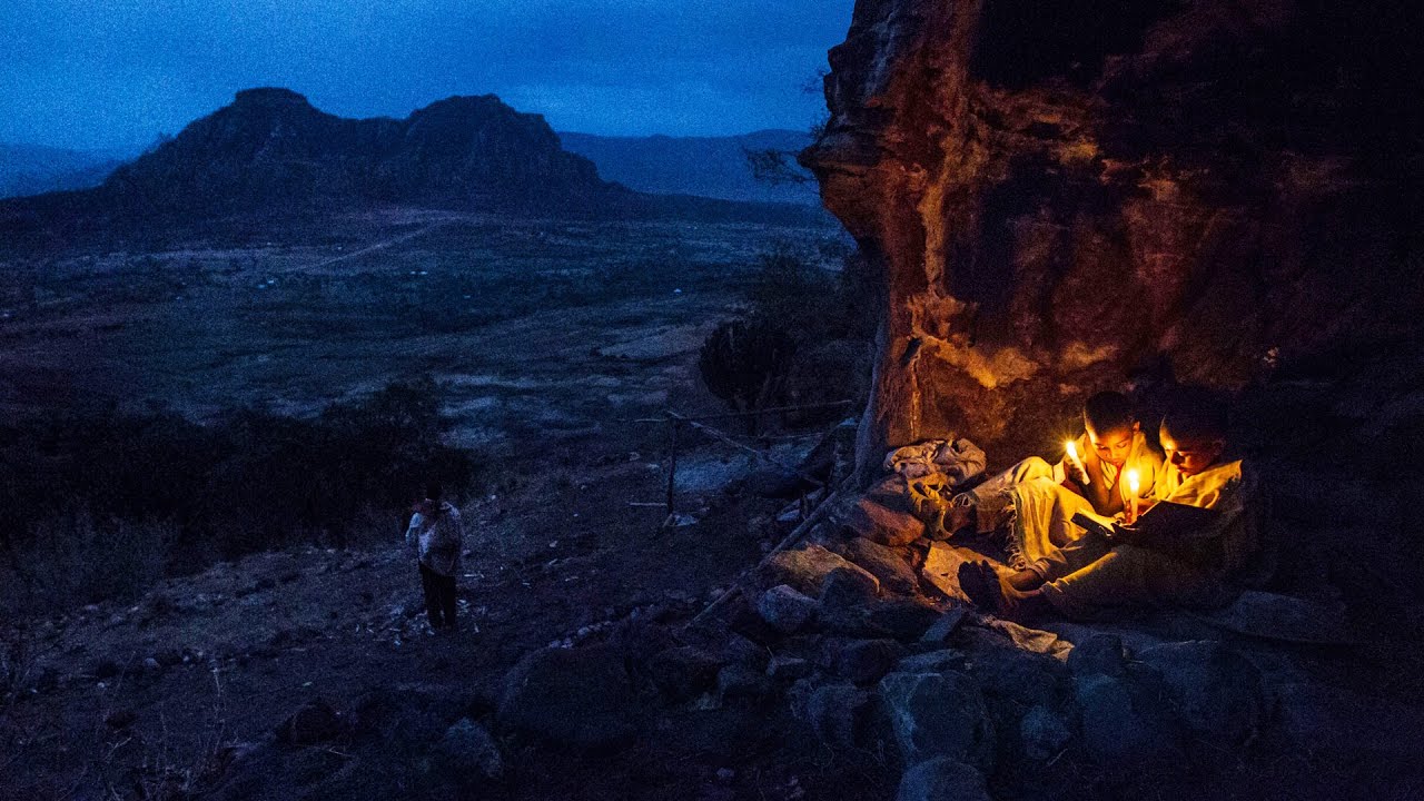 An Unexpected Photoshoot in The Dark - YouTube