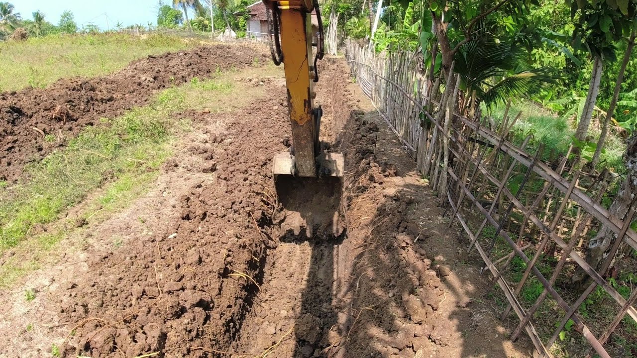 Excavator Working Digging Soil, Heavy Equipment, Machinery ...