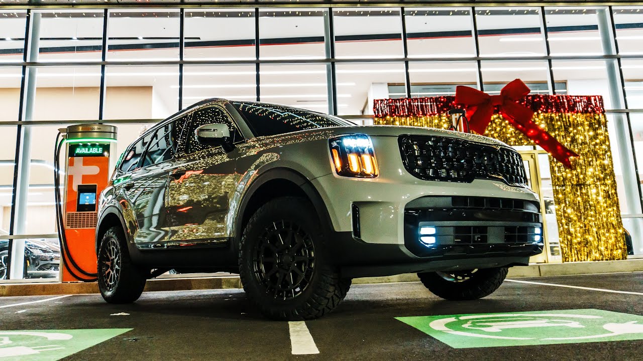 WE LIFTED a KIA Telluride!!! It's Sooo GOOD!! - YouTube