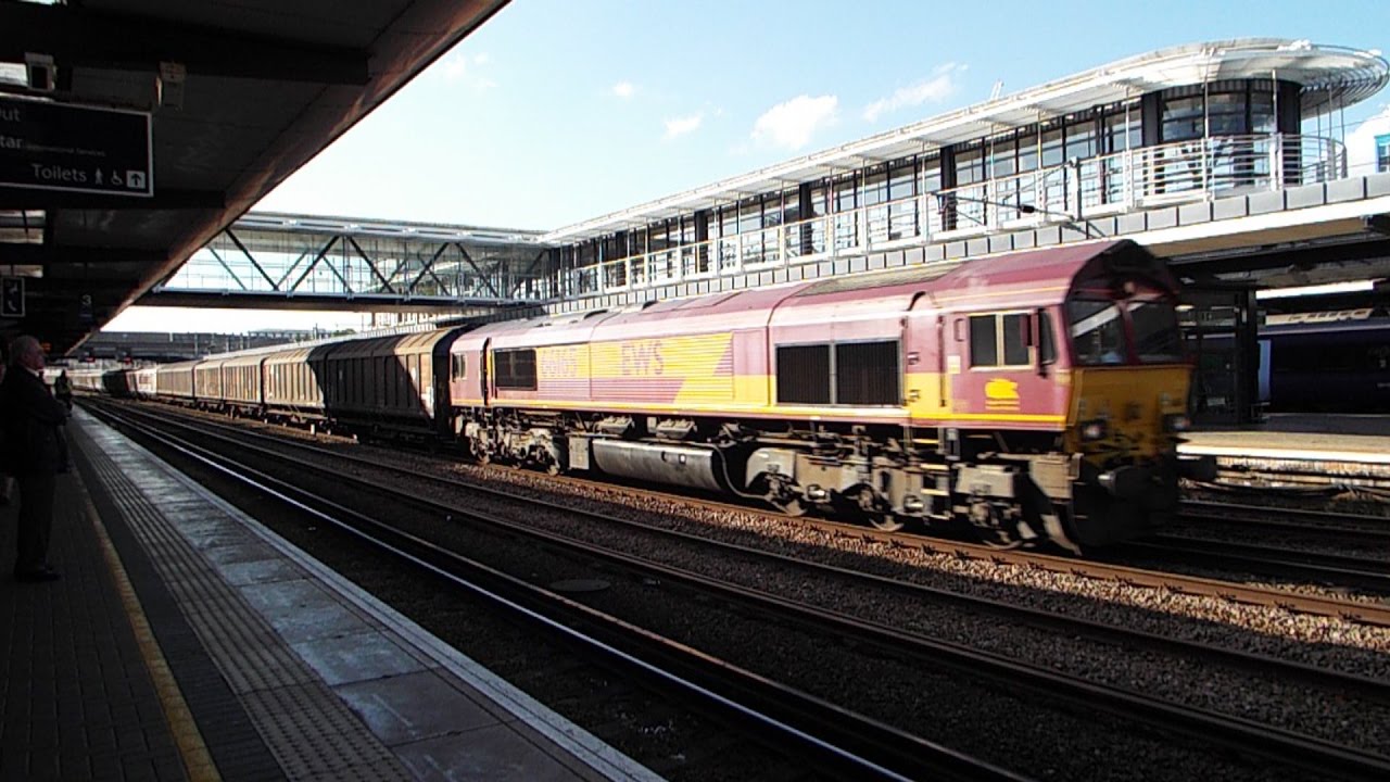Ex "EWS" now DB class 66165 with a loud 3 tone seen @ Ashford int'l ...