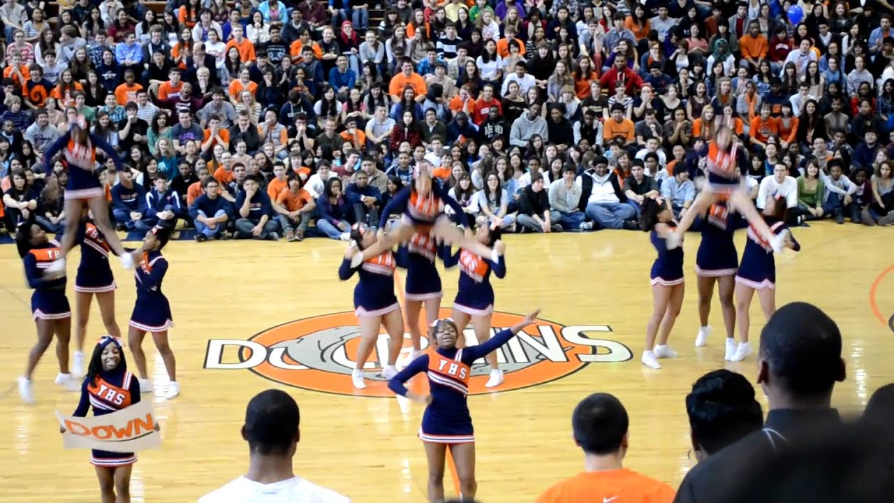 (Whitney Cheerleaders) Whitney Young Lady Dolphins Pep Rally 2011 - YouTube