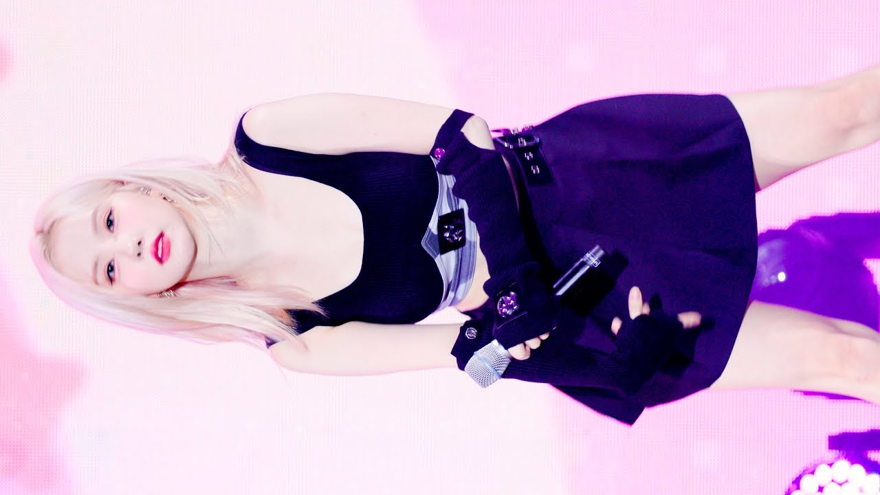 비비지 (VIVIZ) 은하 (Eunha) LOVE LOVE LOVE (3럽) [4K60P] 230930 제천한방바이오엑스포 KPOP 공연 직캠 by ECU - YouTube