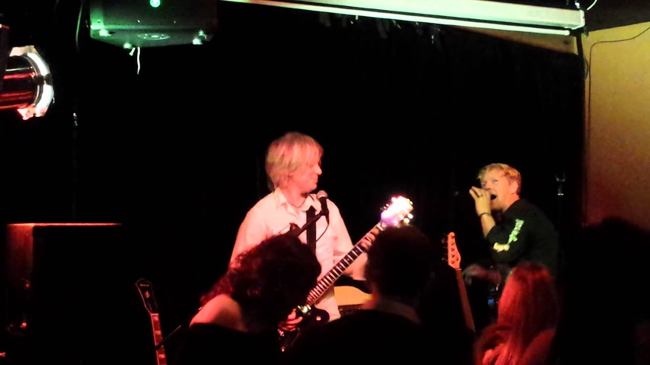 Duffy Delgado at Wilde Rover - YouTube