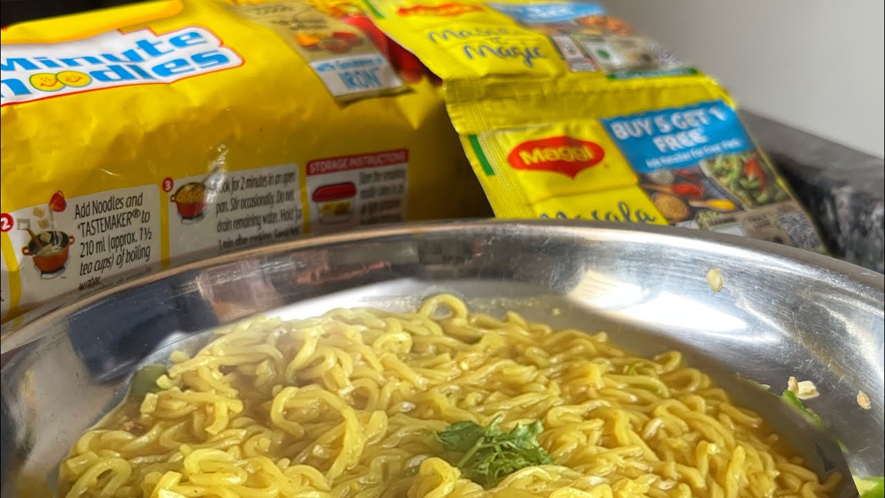 How to make Maggi In Just 2 Minutes 🍝 ️ #maggi #maggirecipe - YouTube
