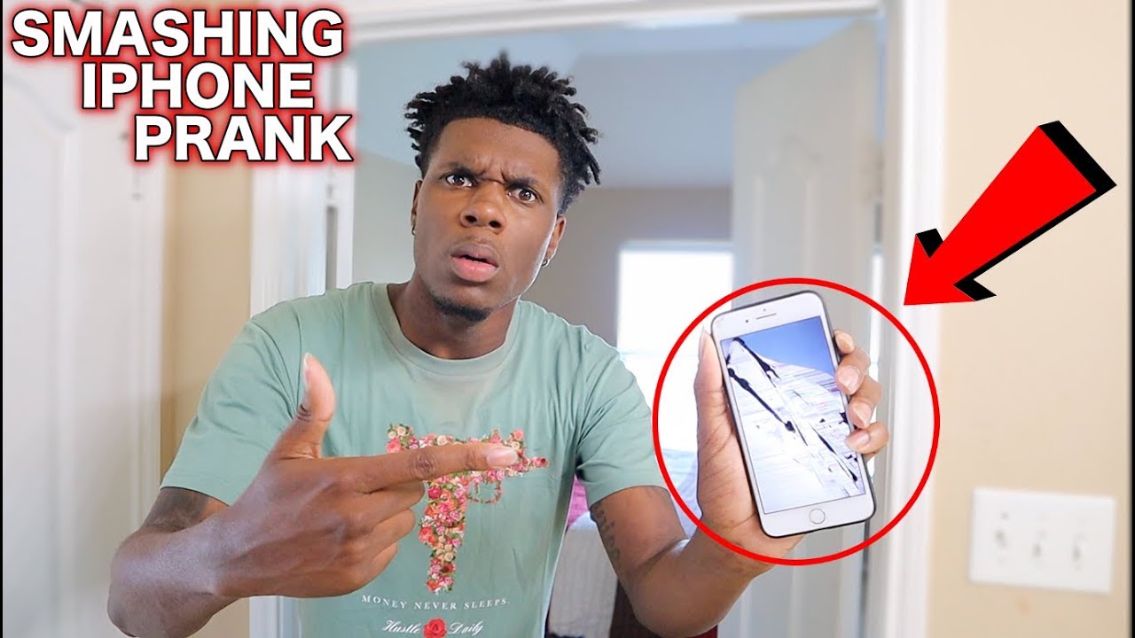 BROKEN IPHONE PRANK ON BOYFRIEND!!! (HE GET'S MAD) - YouTube