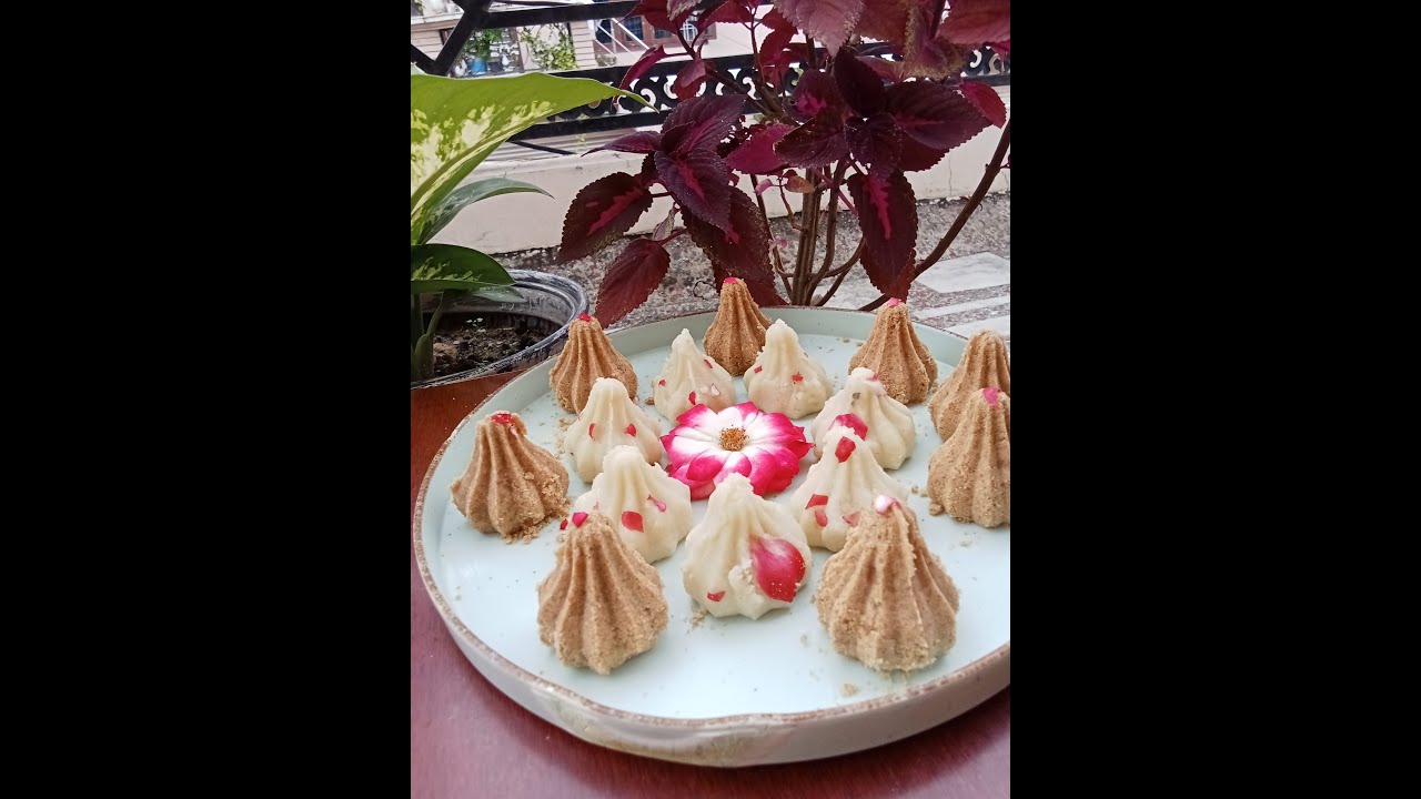 Ganesh ji favourite mawa modak recipe & Instant aata modak recipe ️🙏🏻 ...