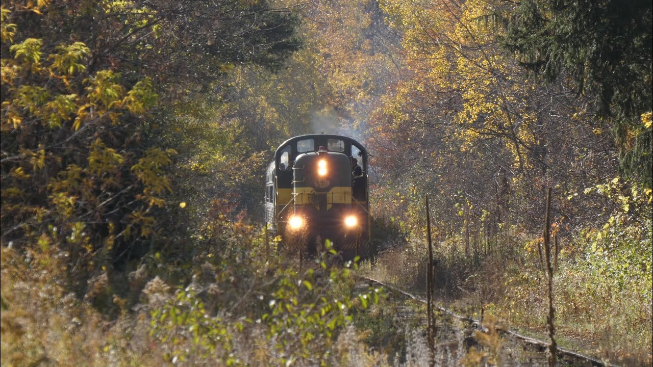 VINTAGE ENGINE! AUTUMN COLOURS! YDHR 22 East At Uxbridge W ...