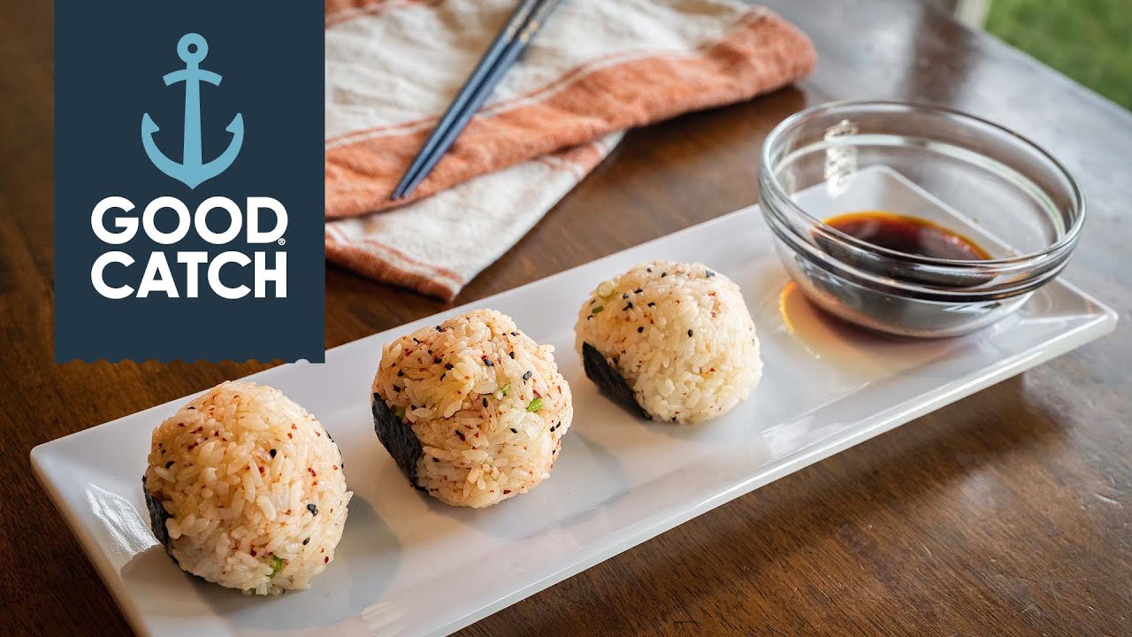 GOOD CATCH Fish Cake Onigiri - YouTube