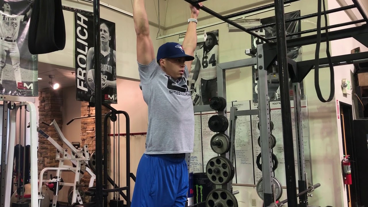 Bar Hang Scap Shrug - YouTube