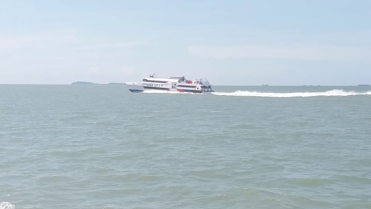 Batam jet 5 - YouTube