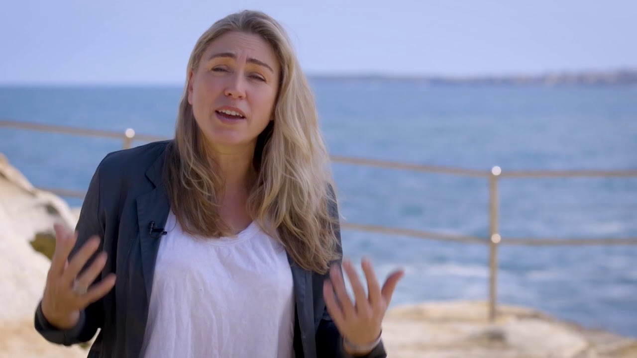 Sally Dominguez Adventurous Thinking for Optimized Innovation - YouTube