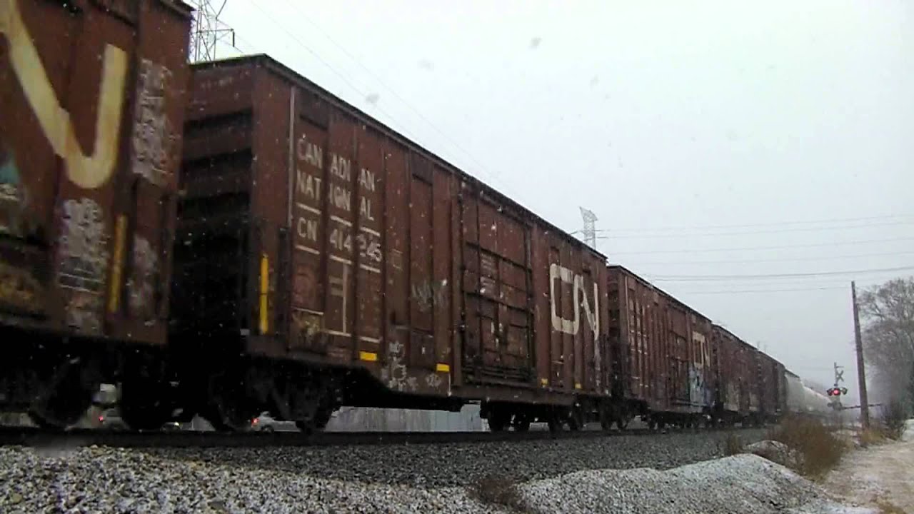 CN 8957 North - Joliet, IL - YouTube