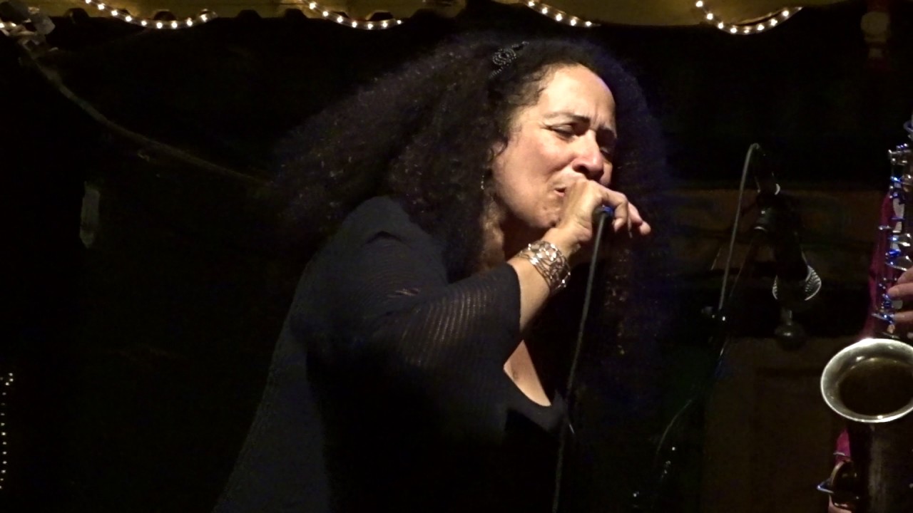 Maria Hawkins-The Thrill is Gone (cover) - YouTube