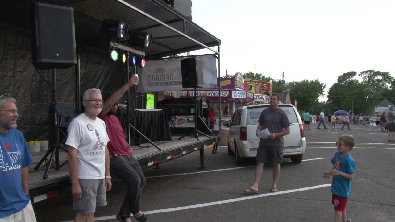 2016 Foley Fun Days Beard Contest - YouTube