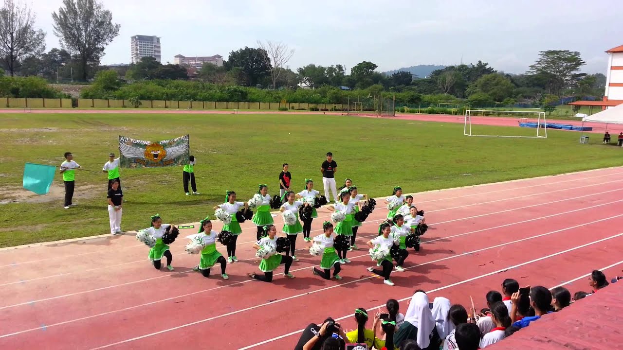 SMK Sri Sentosa Green House Cheerleader 2014 - YouTube