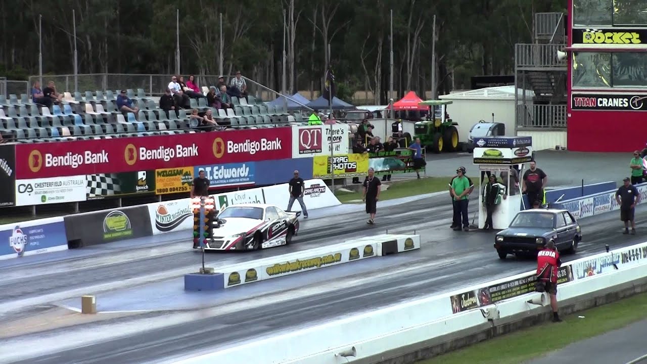 Chris Tait - Good Times Racing 3rz s15 - YouTube