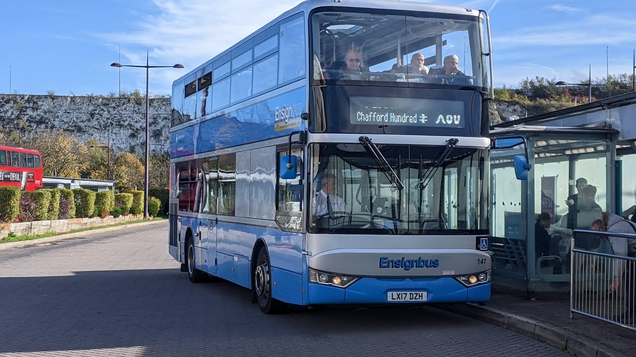 Ensignbus BCI Excellence 147 (LX17 DZH) on the X80 to Chafford Hundred ...