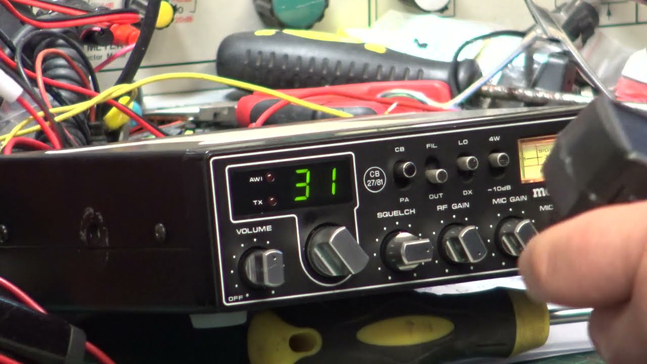 Maxcom 30E UK FM CB27/81 CB radio (mobile) - On The Air test - YouTube