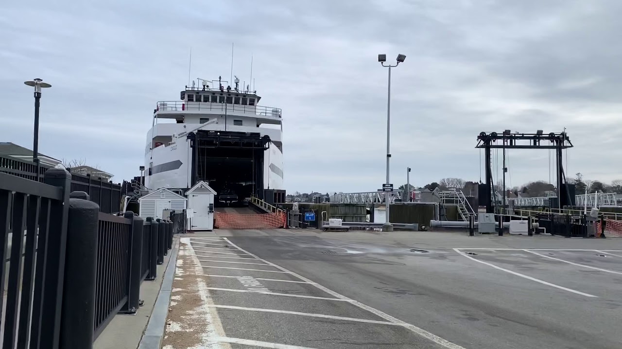 MV Eagle leaving harbor Part 1 - YouTube