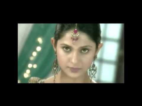 Mere Rakshe Qamar vm Kajen - YouTube