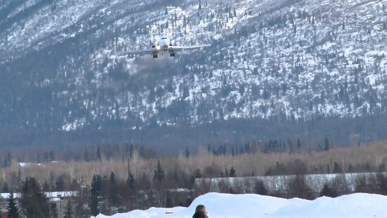 FedEx 727 Landing at Merrill Field HD - YouTube