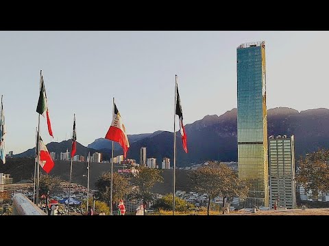 Bandera Monumental Monterrey Cerro del Obispado - YouTube