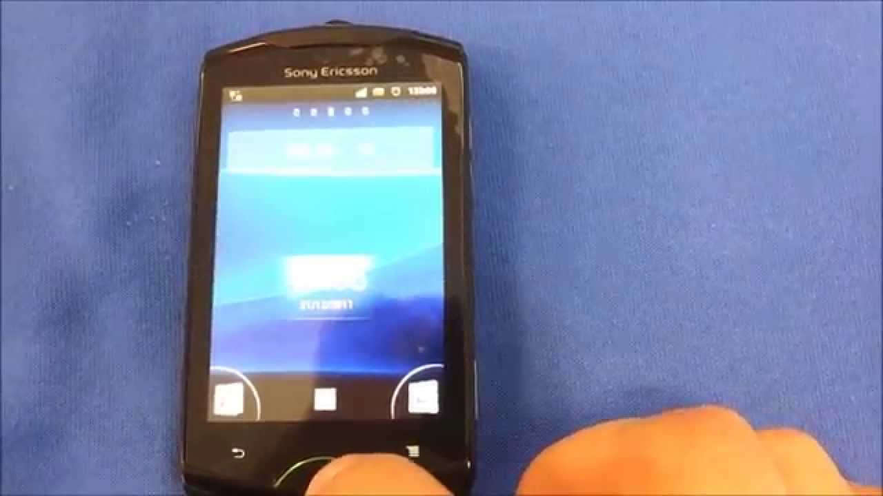 Sony Ericsson Xperia Live com Walkman - YouTube