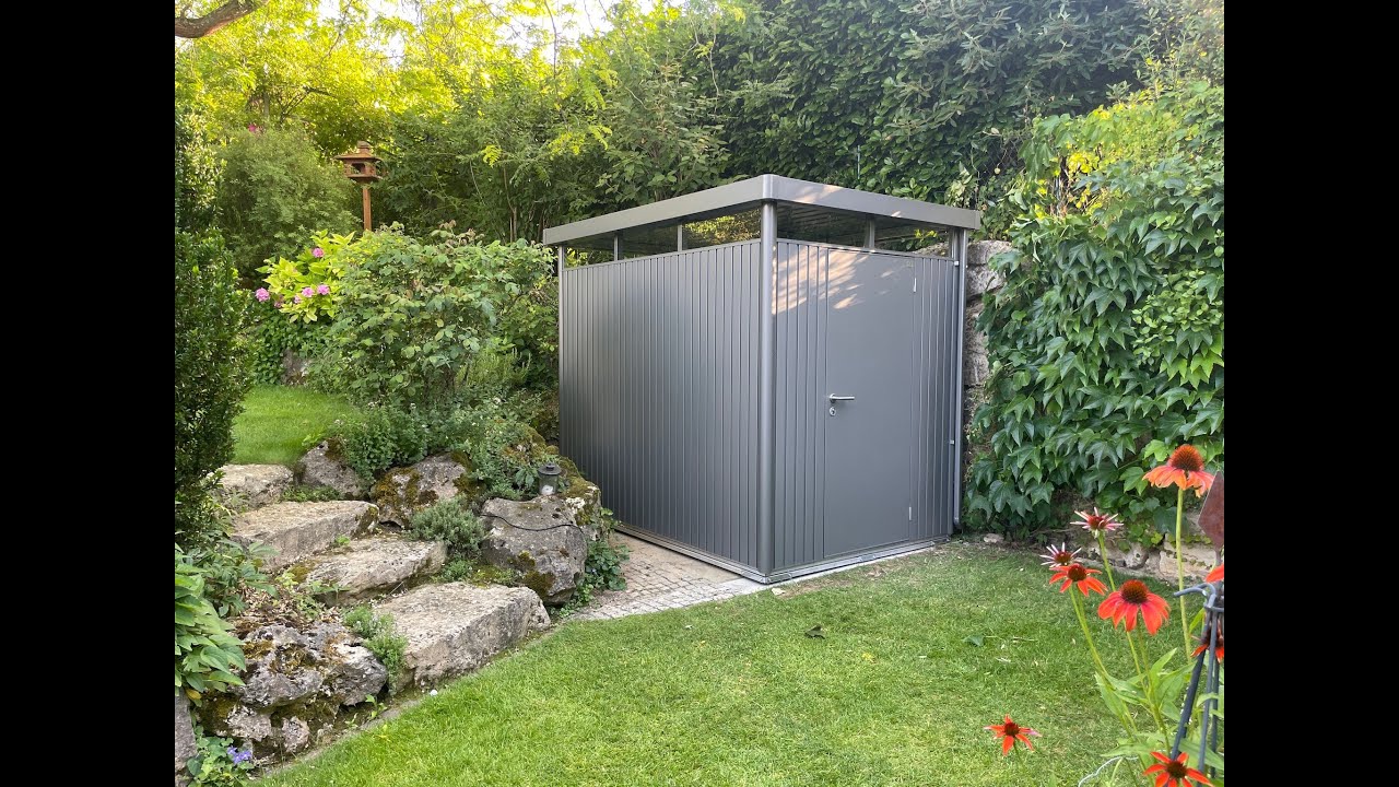 Zeitraffer: Holzgartenhaus durch Biohort Highline H2 ersetzen - YouTube