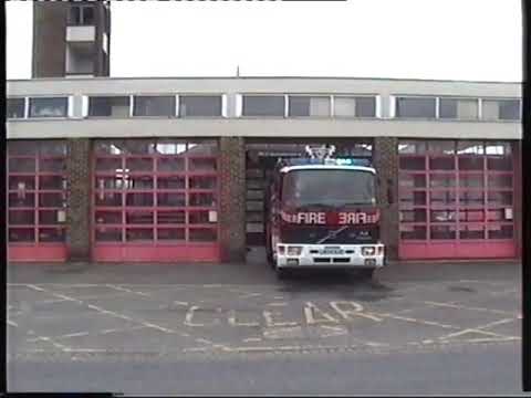Bedfordshire Fire & Rescue Service- Dunstable RP(Lreg Volvo) Turnout ...