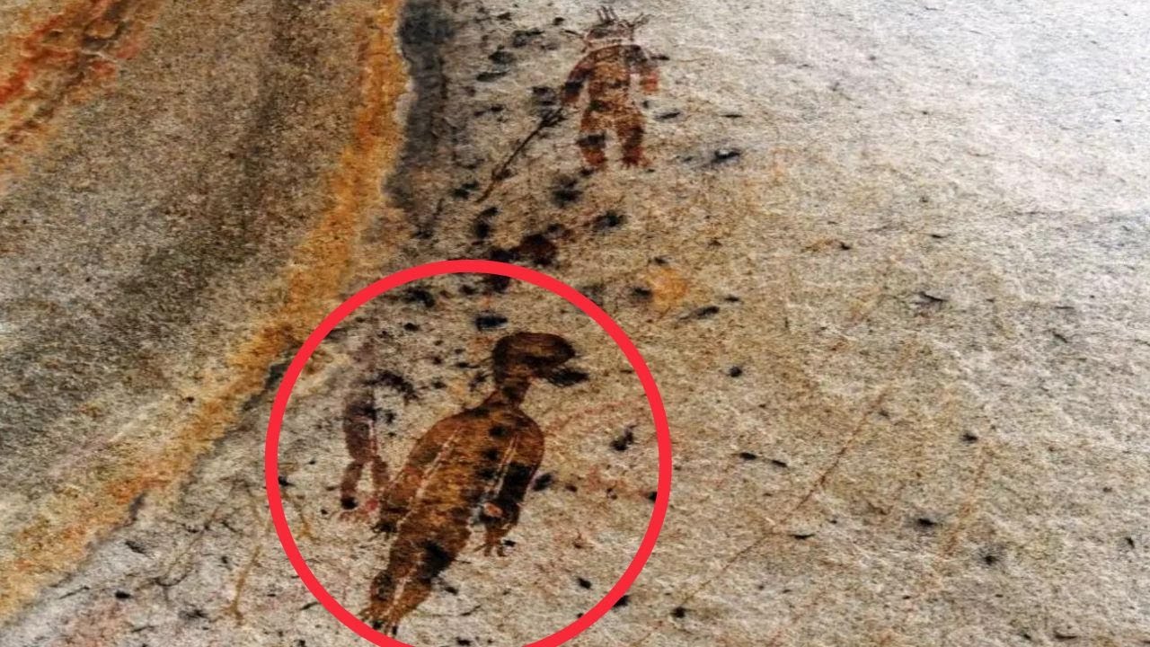 Top 10 Scary Cave Paintings That Prove Aliens Exist - YouTube
