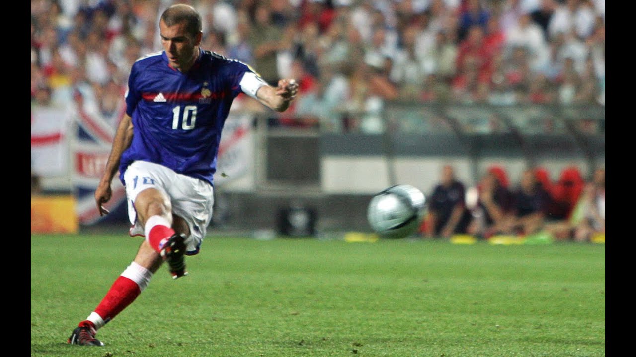 Zinedine Zidane 22 Free Kick Goals - YouTube