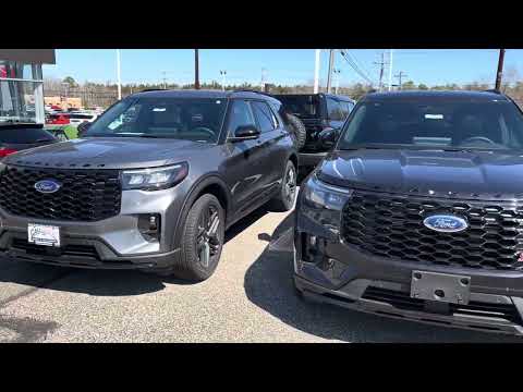 Explorer ST vs ST line - YouTube