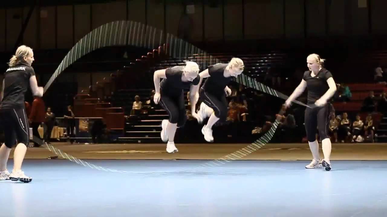 Gug Rope Skipping Team - IDDC 2011 - Danmark 29-10-2011 - YouTube