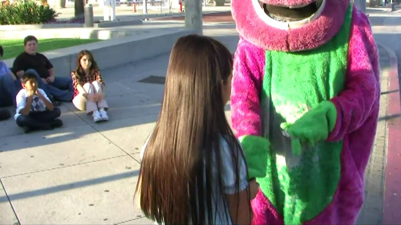 Barney in Hollywood - Theyworkfortips.com - YouTube