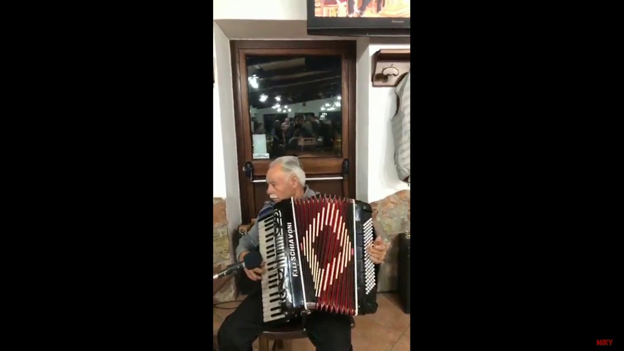 Michele Pagliarulo di Accadia- presso la Tartufaia Nusco- 31 maggio ...