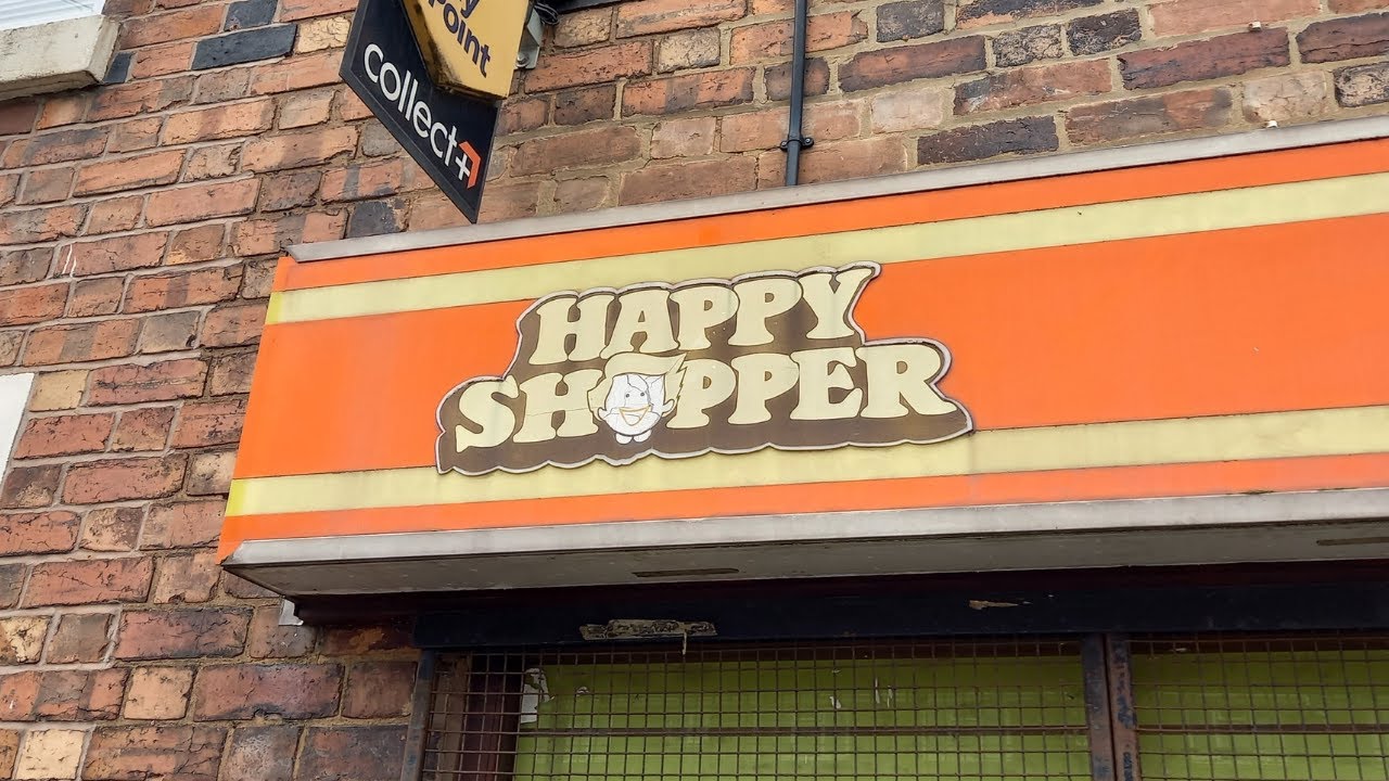 A Happy Shopper shop in Burton upon Trent, September 2022 - YouTube