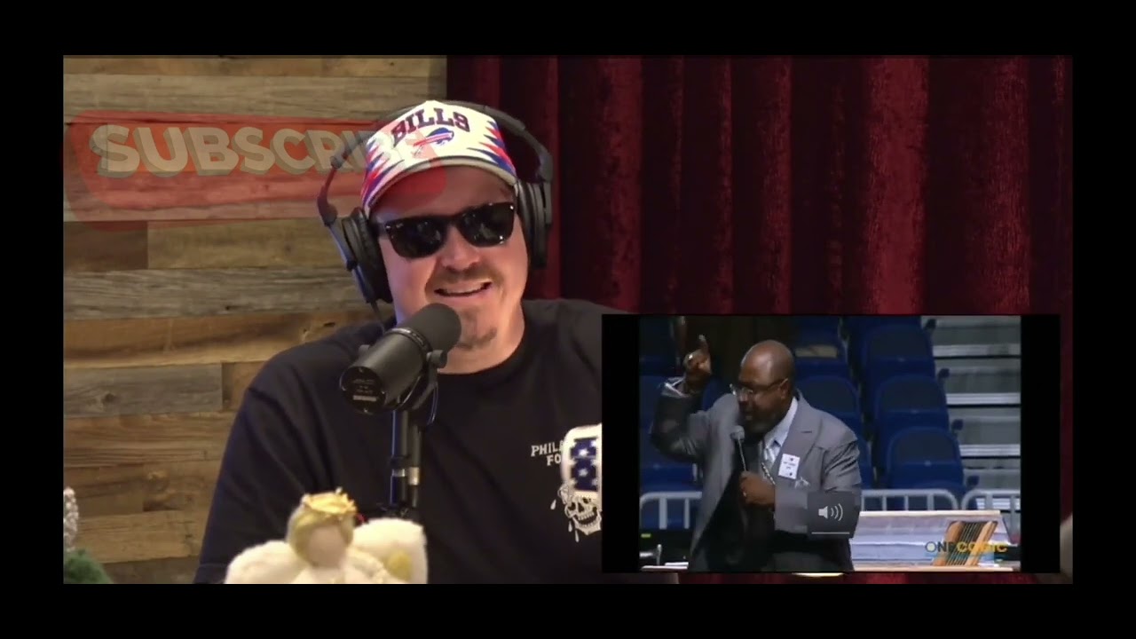 Shane Gillis and Joe Rogan roast Kill Tony - YouTube