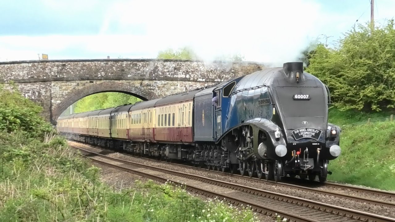 Blue streak on the Welsh Marches- 60007 Sir Nigel Gresley- The Welsh ...