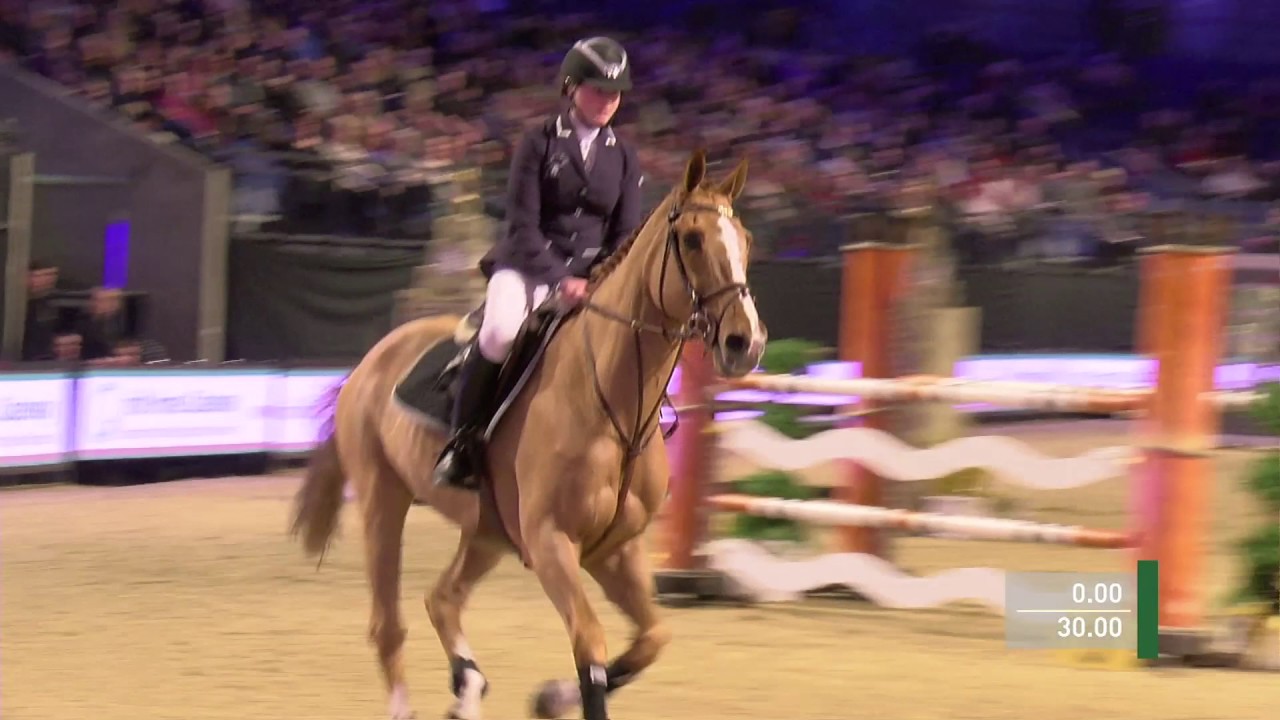 Jubilant Jess Hewitt in Unstoppable Form at the Equestrian.com ...