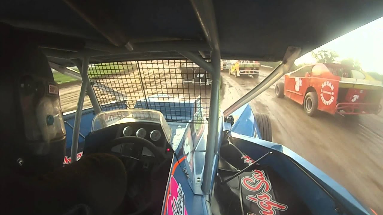 Rex King Jr big block modified heat Lernerville 5-30-14 - YouTube