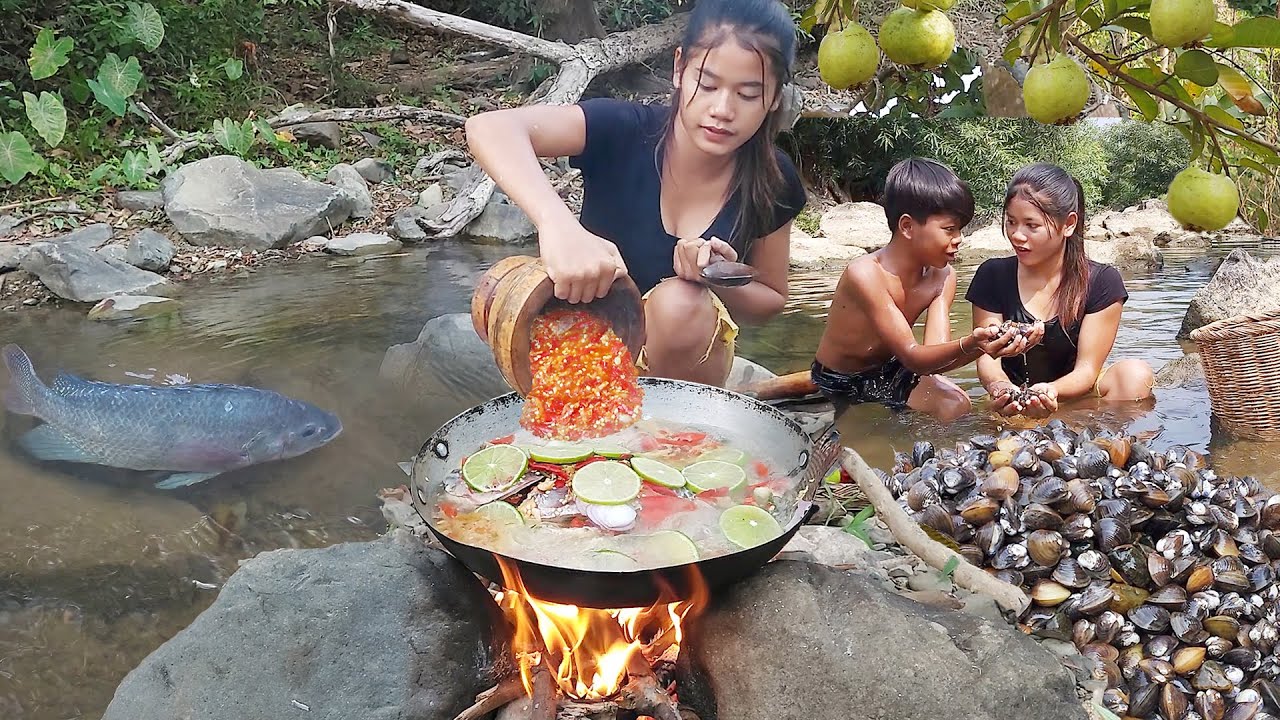 Catch fish in river for survival food, Fish lemon steamed tasty ...