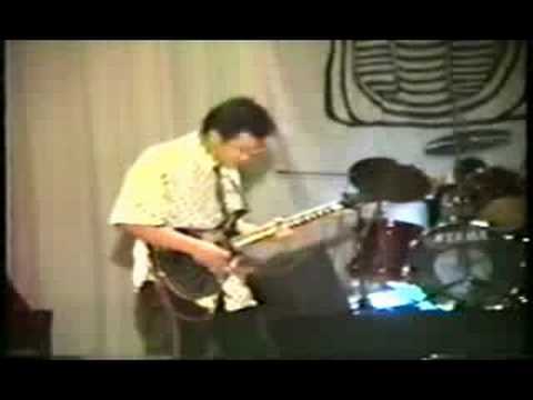 Sphinx band 1993. Guitar SOLO 정동욱 - YouTube