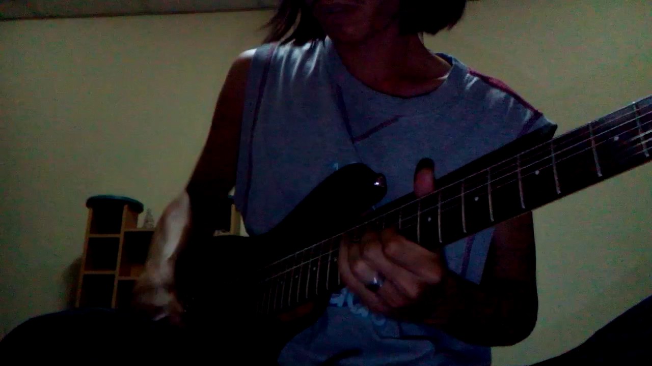 Right Hand Tapping - YouTube