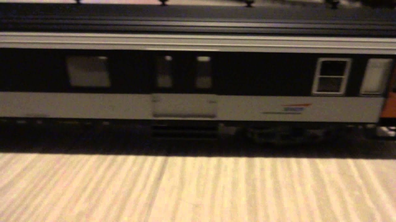 roco 45590 SNCF HO - YouTube