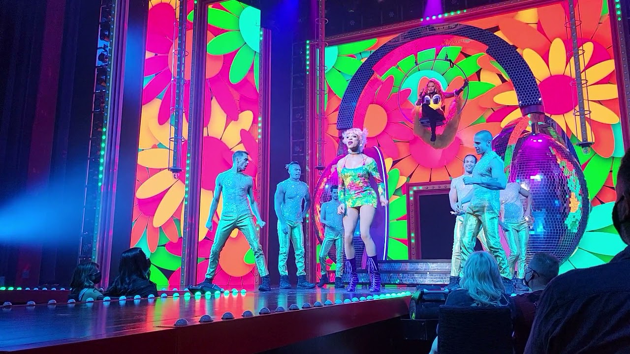 RuPaul's Drag Race Live Las Vegas! Dance Competition October 2021 - YouTube